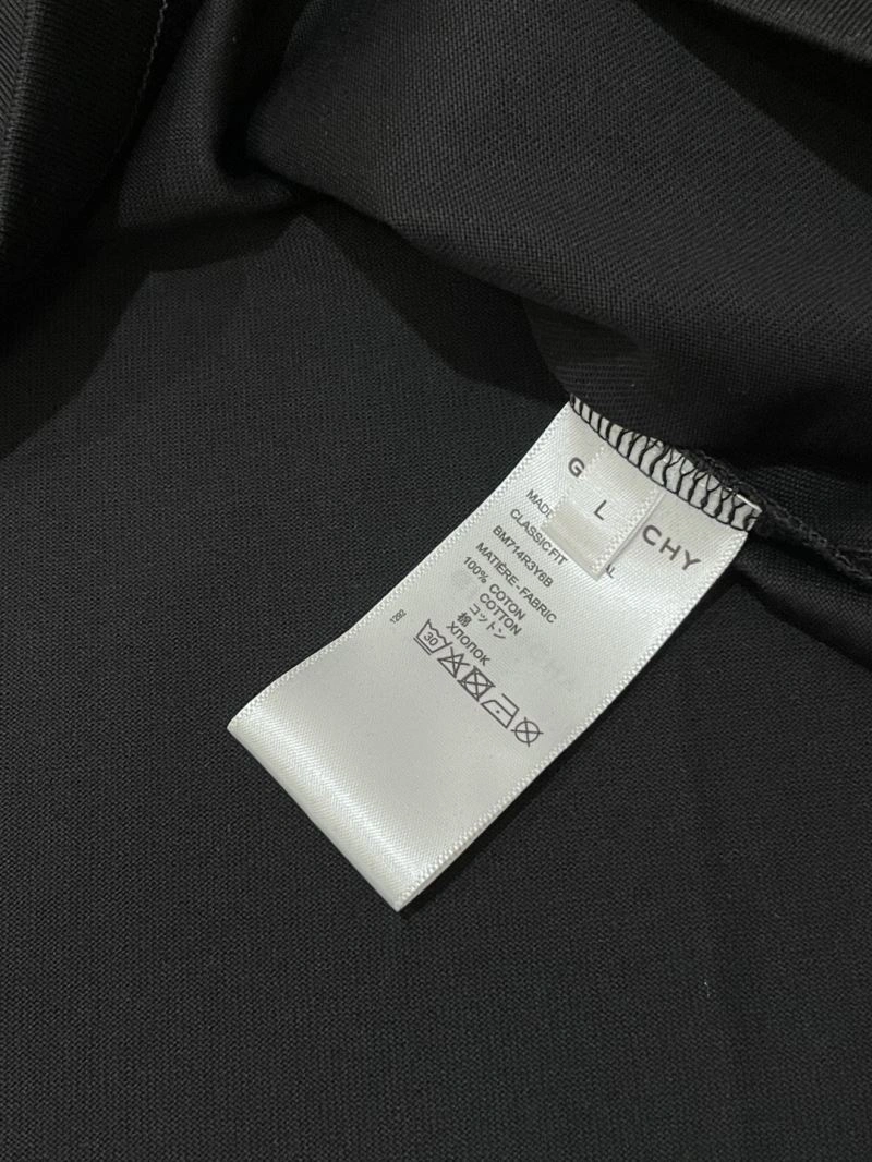 High accuracy Givenchy T-Shirts