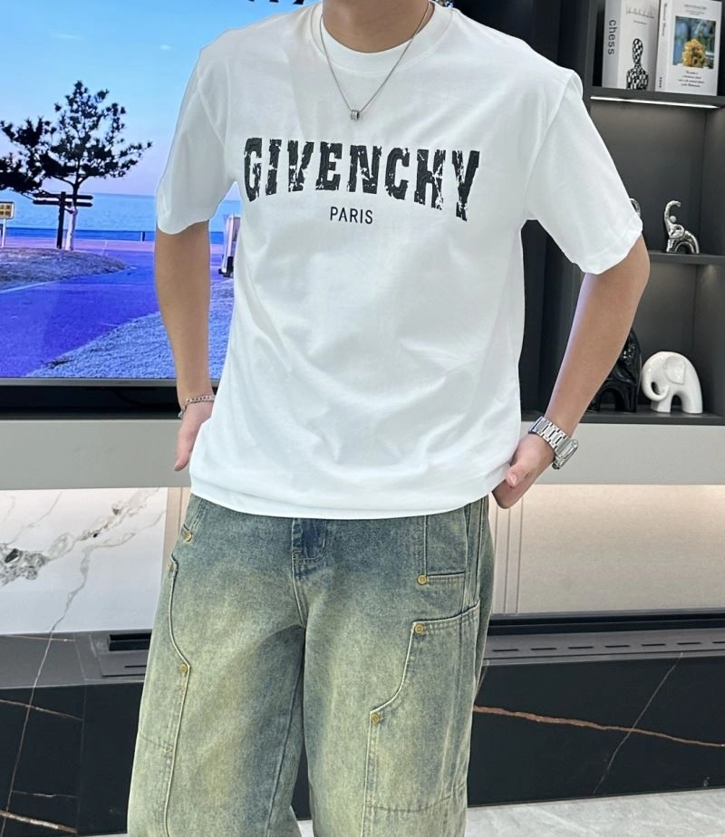 Top match Givenchy T-Shirts