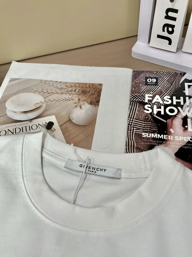Cut-rate Givenchy T-Shirts