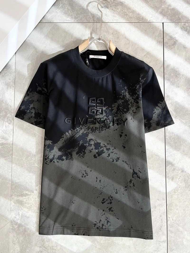 High fidelity Givenchy T-Shirts