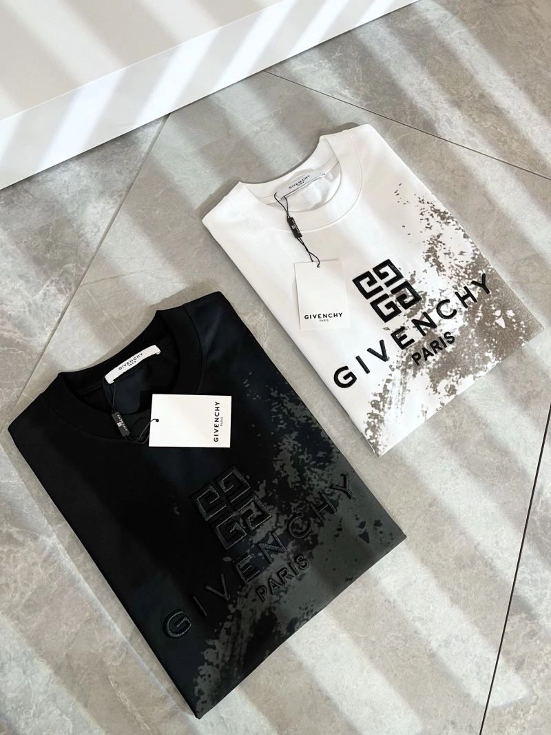 Givenchy T-Shirts