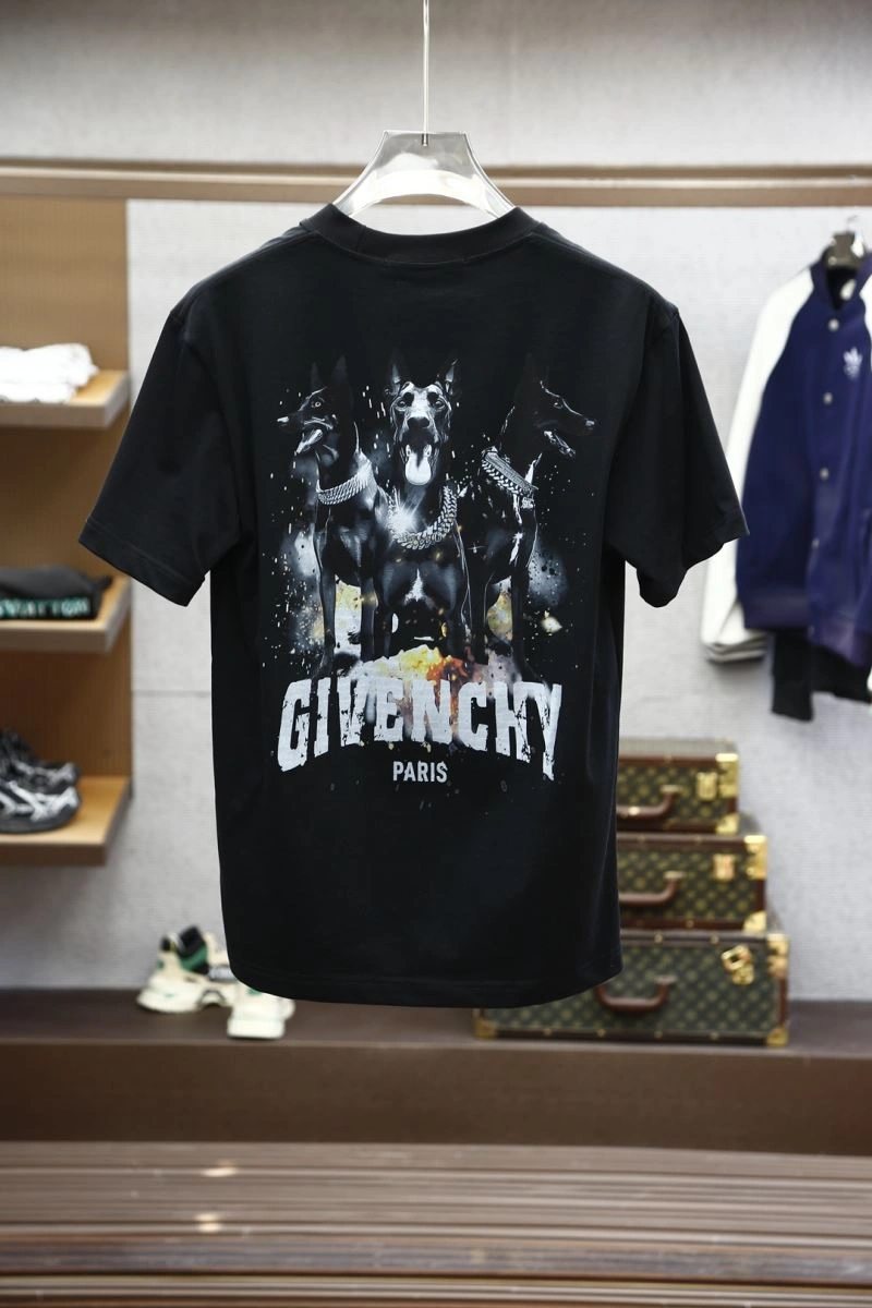 Reasonably priced Givenchy T-Shirts