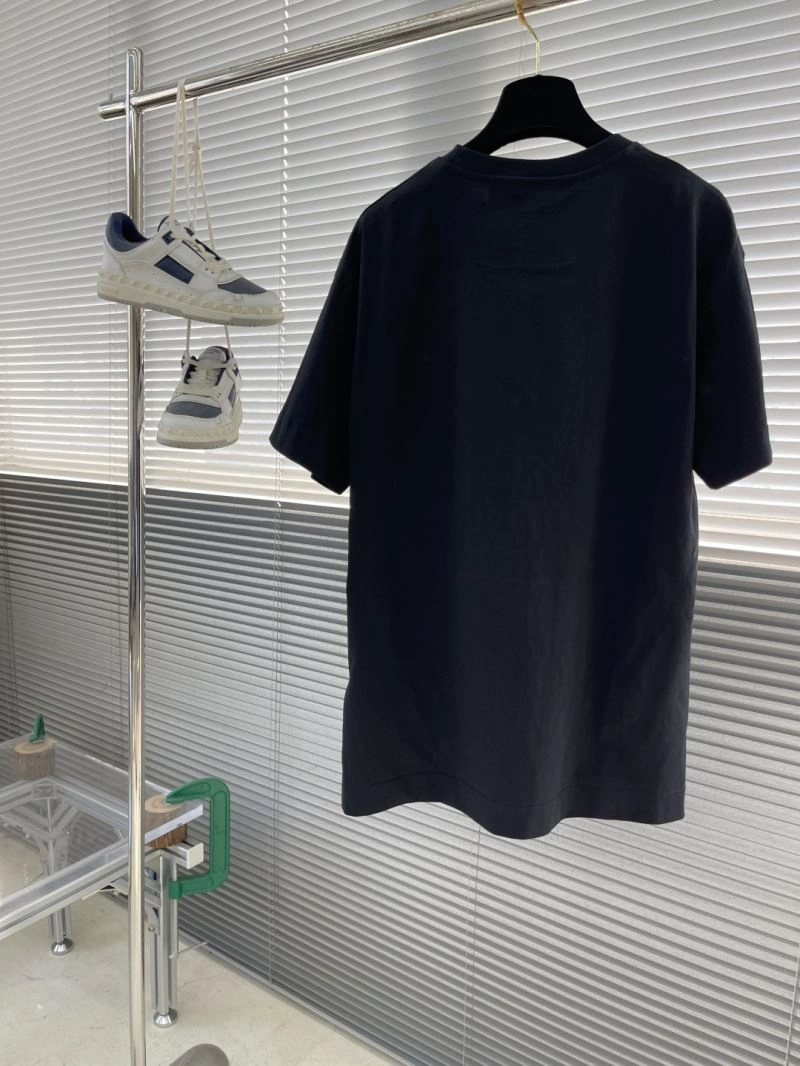 Indistinguishable Givenchy T-Shirts