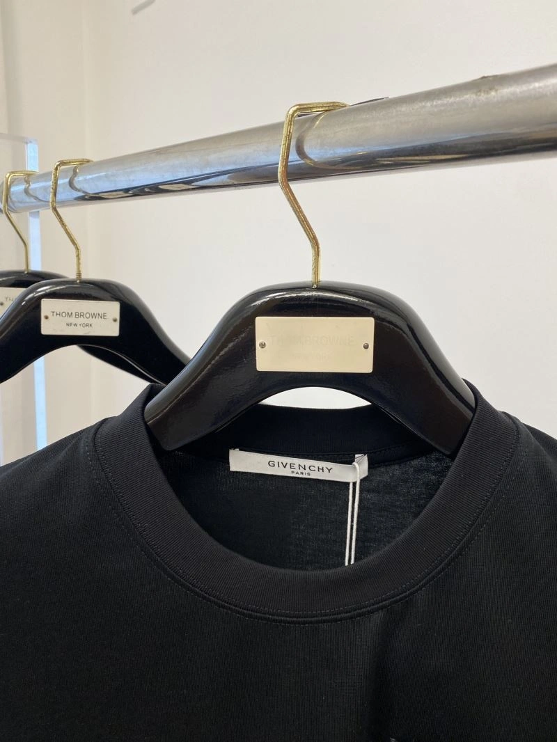 Exact replica Givenchy T-Shirts
