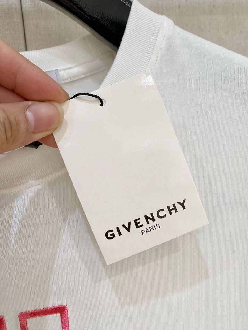 High accuracy Givenchy T-Shirts