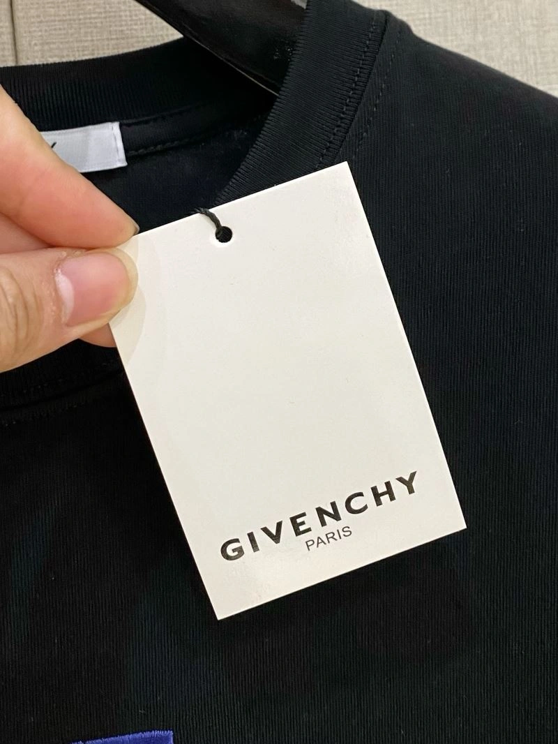 Discounted Givenchy T-Shirts