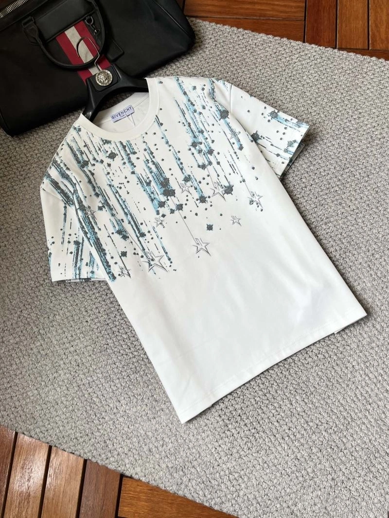 Givenchy T-Shirts