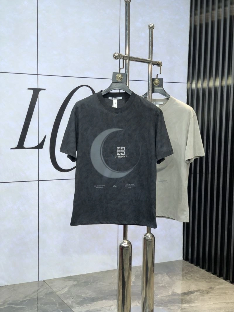 Givenchy T-Shirts