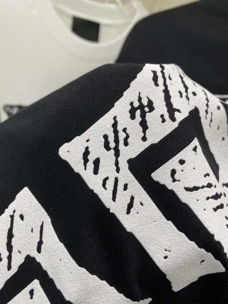 Legit Givenchy T-Shirts