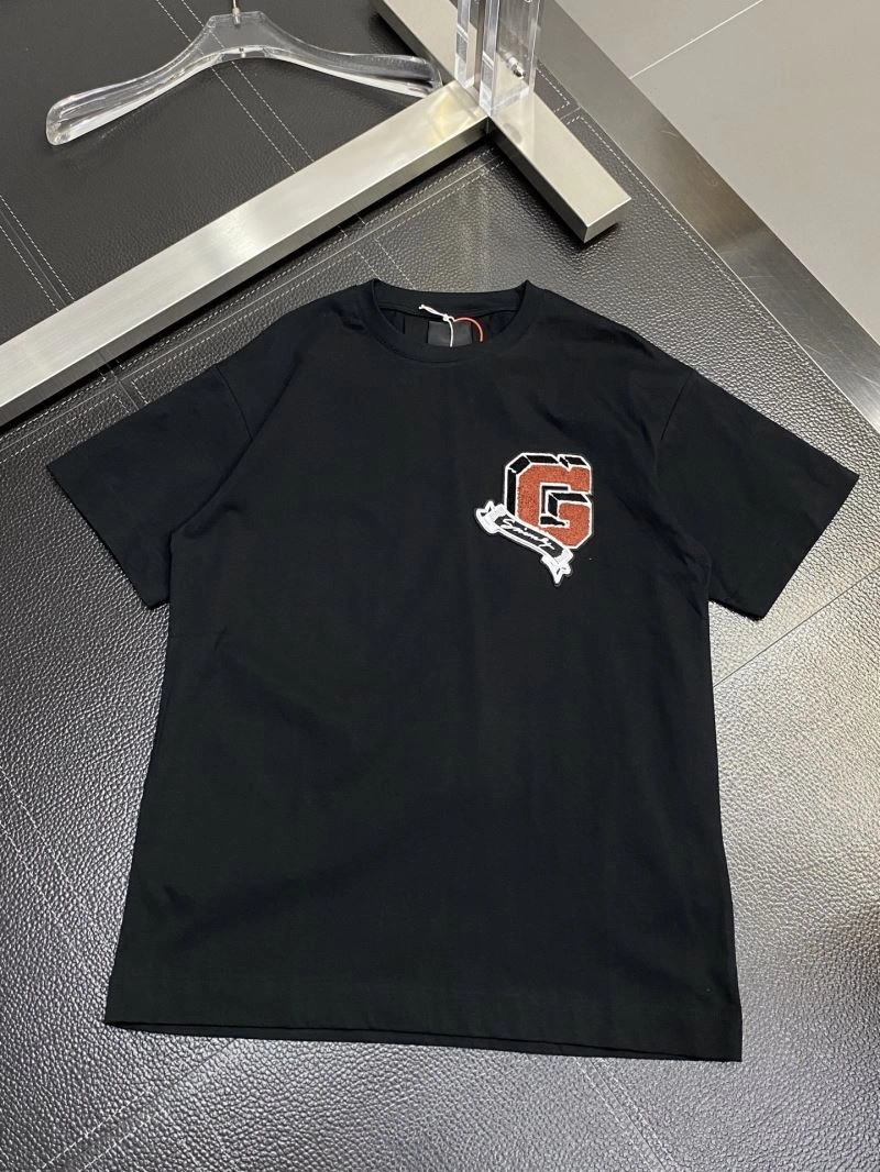 Bargain Givenchy T-Shirts