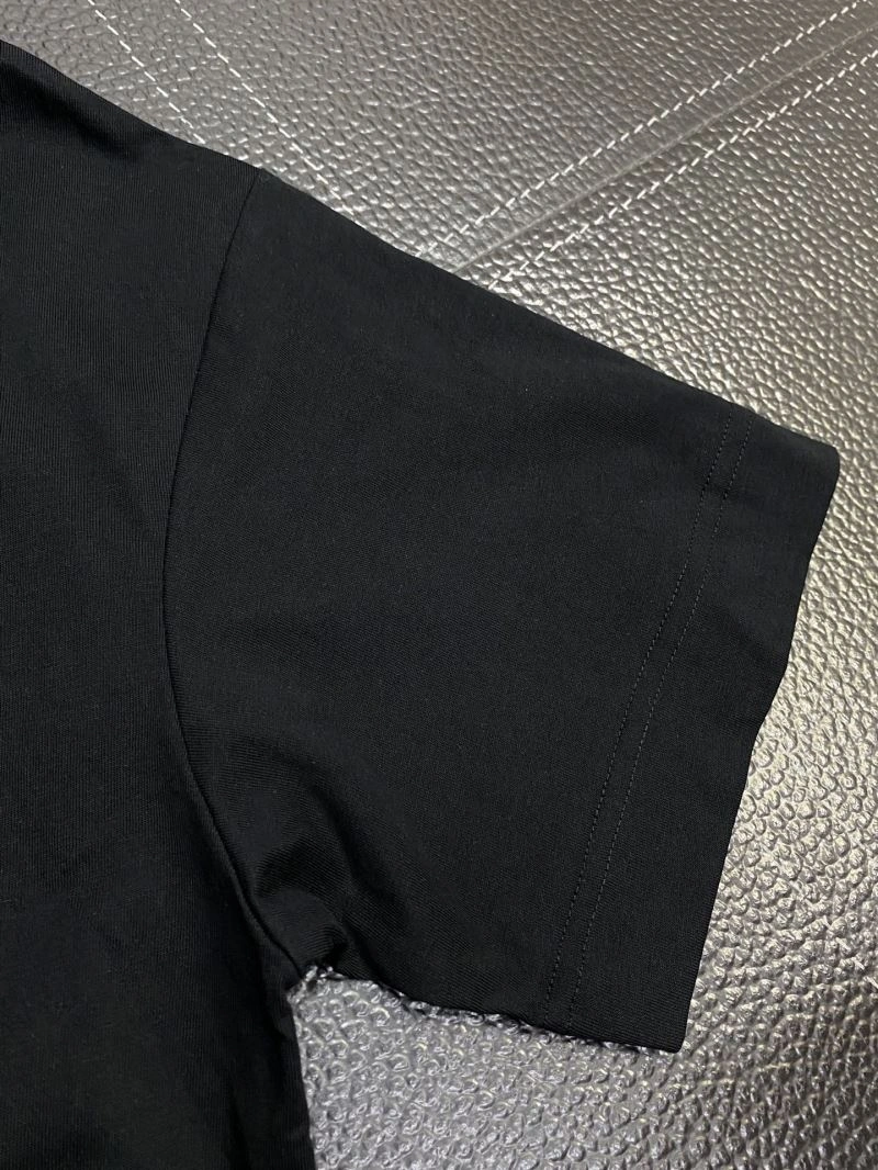 Bargain Givenchy T-Shirts