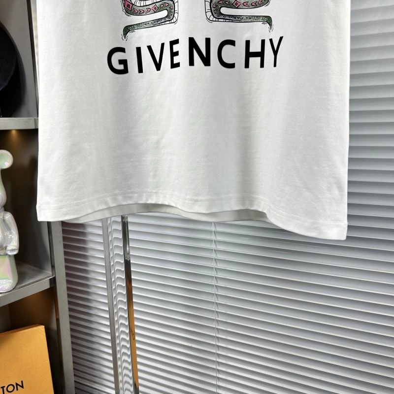 Indistinguishable Givenchy T-Shirts