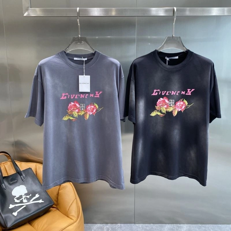 Givenchy T-Shirts