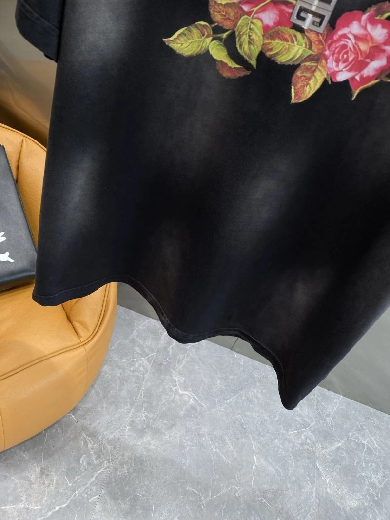 Factory-made Givenchy T-Shirts