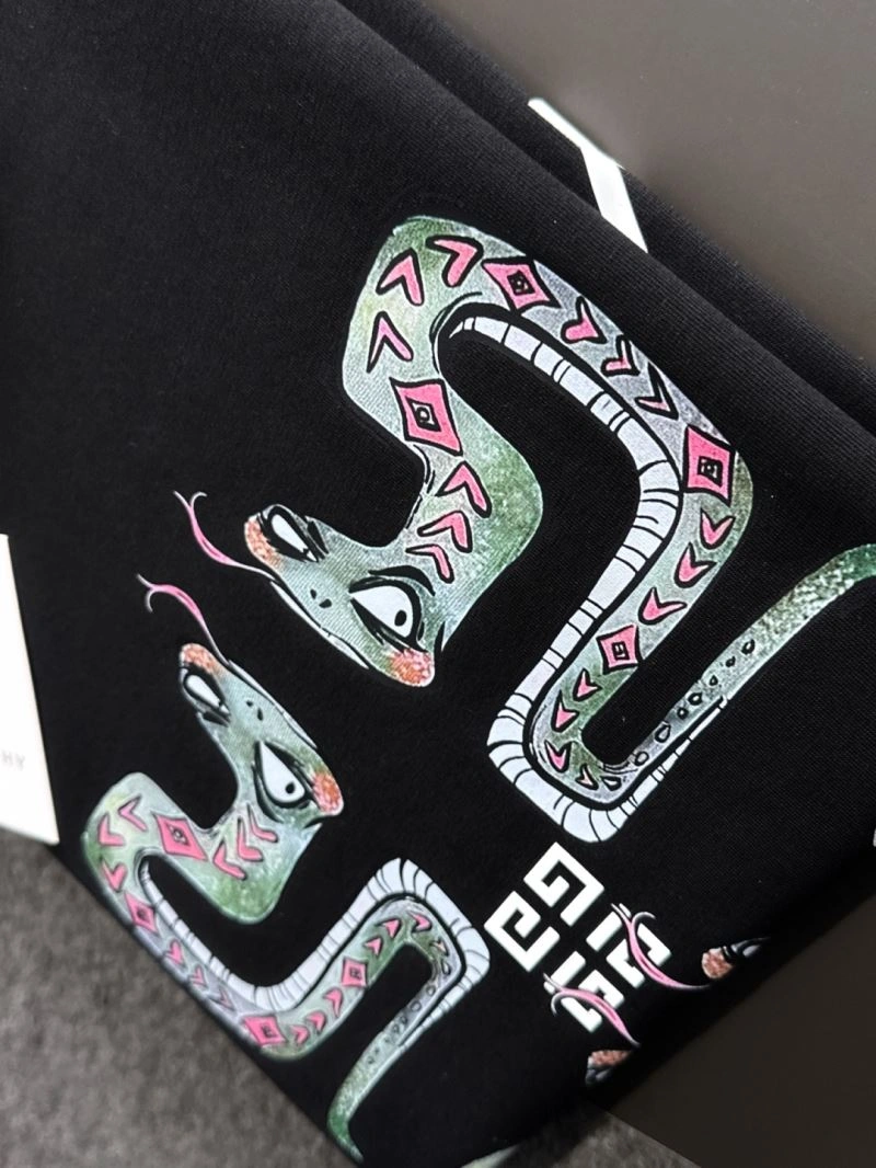 Top match Givenchy T-Shirts