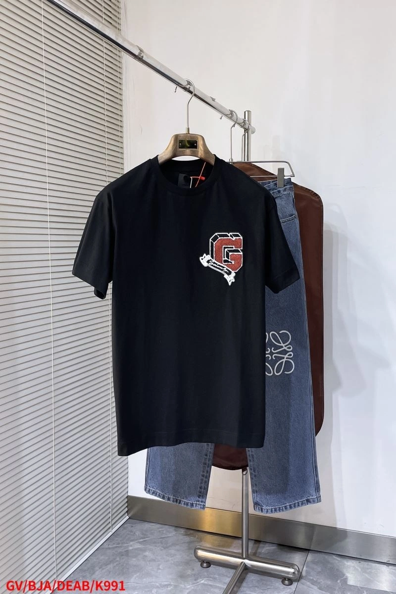Givenchy T-Shirts