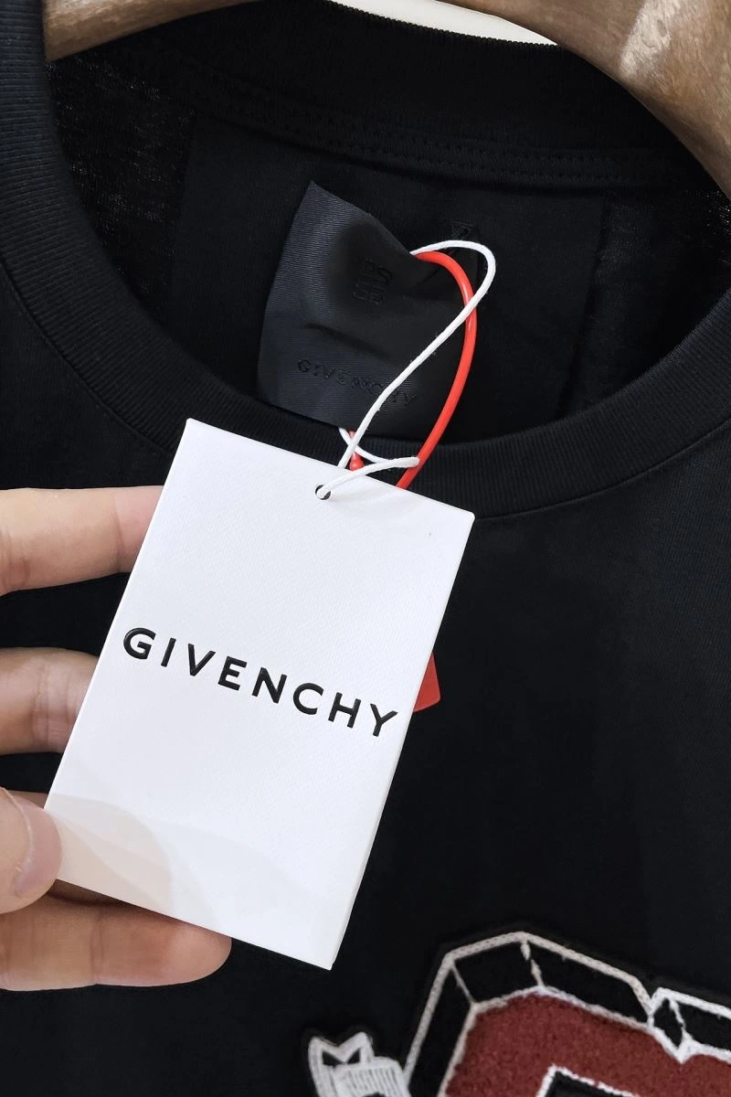 Legit Givenchy T-Shirts