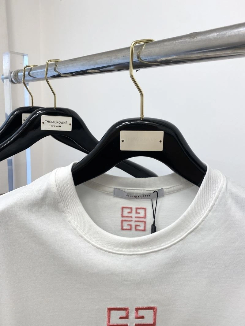Factory-made Givenchy T-Shirts