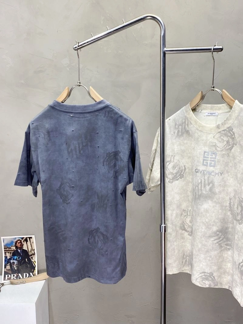 Inexpensive Givenchy T-Shirts