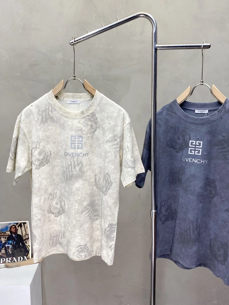 Inexpensive Givenchy T-Shirts