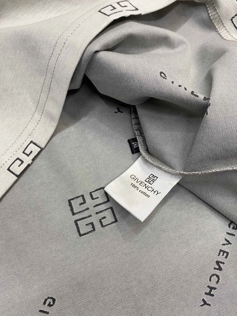 1:1 copy Givenchy T-Shirts