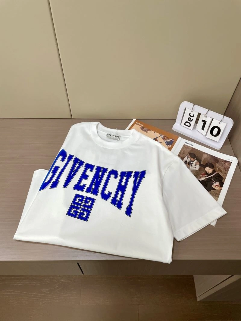Economical Givenchy T-Shirts