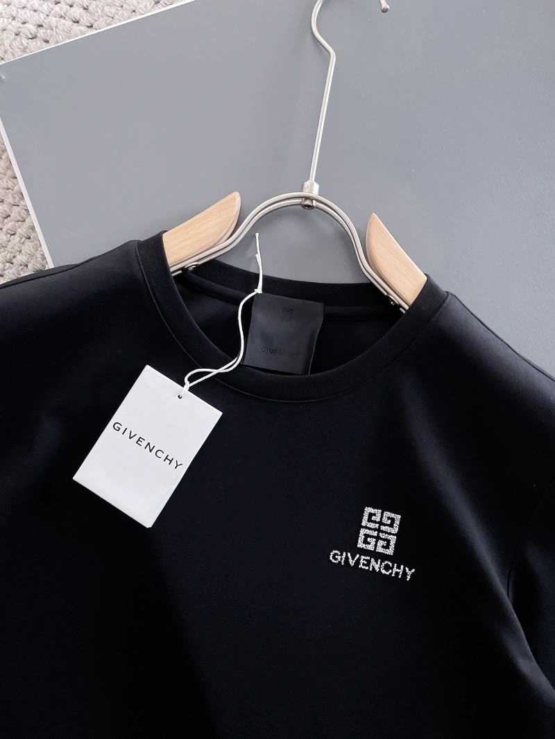 Exact replica Givenchy T-Shirts