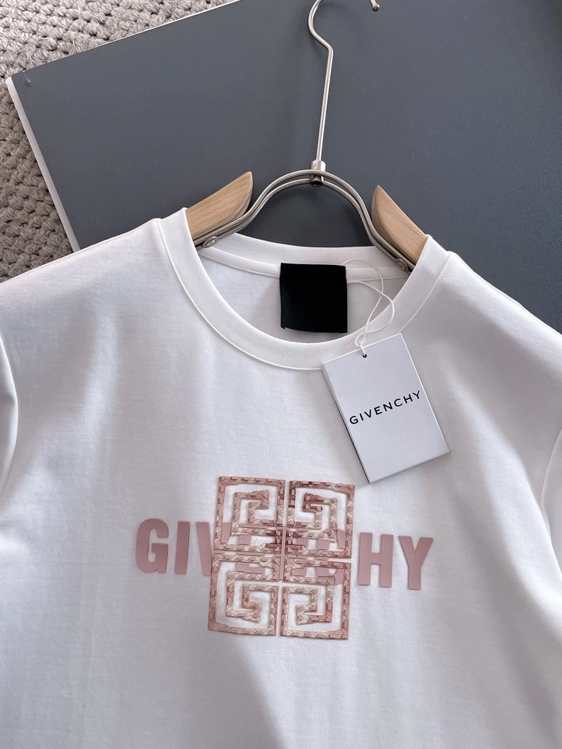 Indistinguishable Givenchy T-Shirts