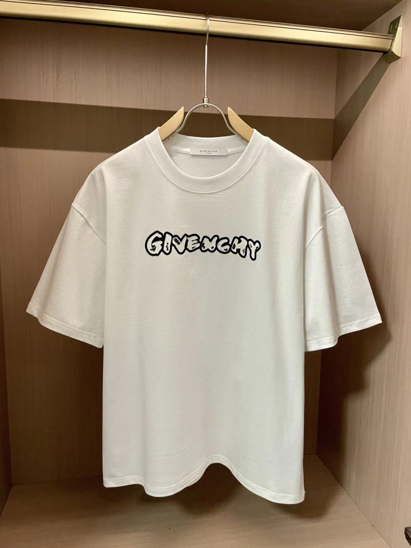 Reasonably priced Givenchy T-Shirts