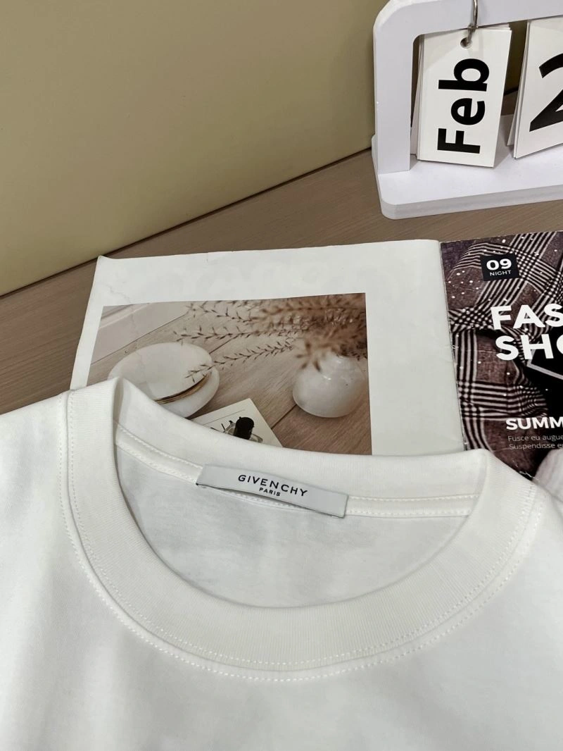High accuracy Givenchy T-Shirts