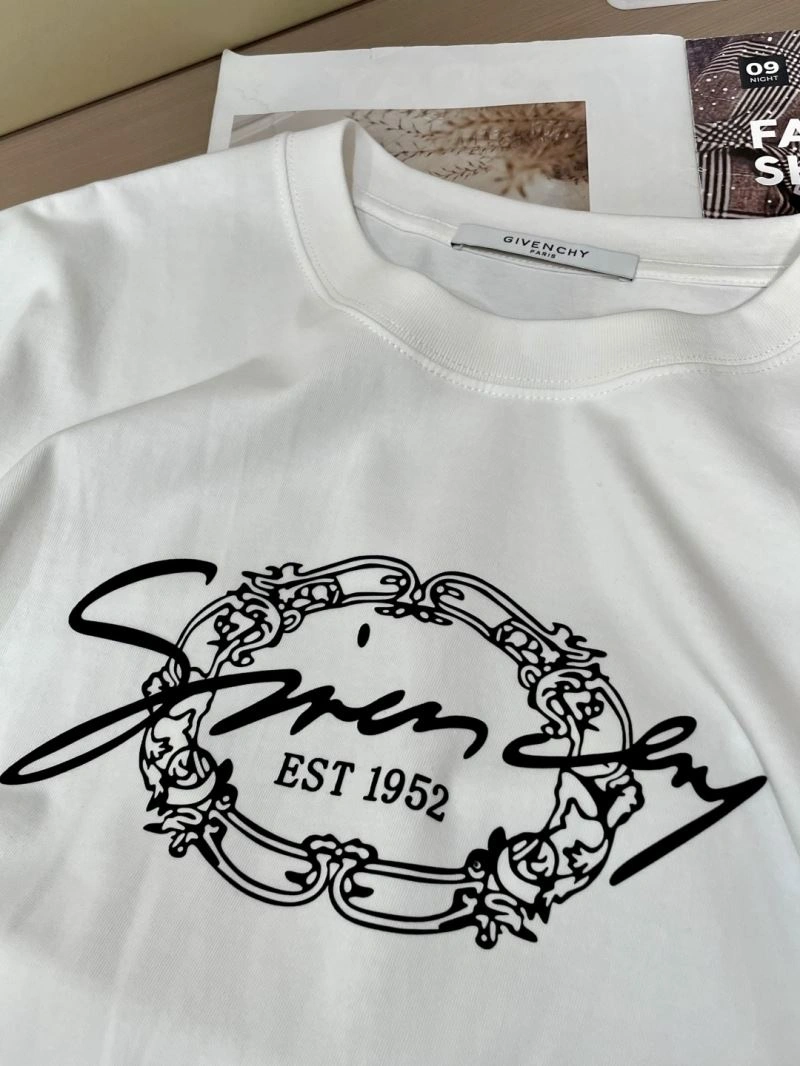 High accuracy Givenchy T-Shirts