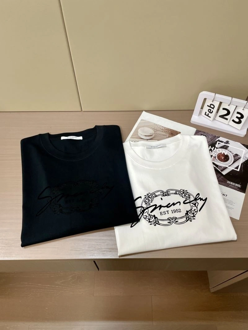 High accuracy Givenchy T-Shirts