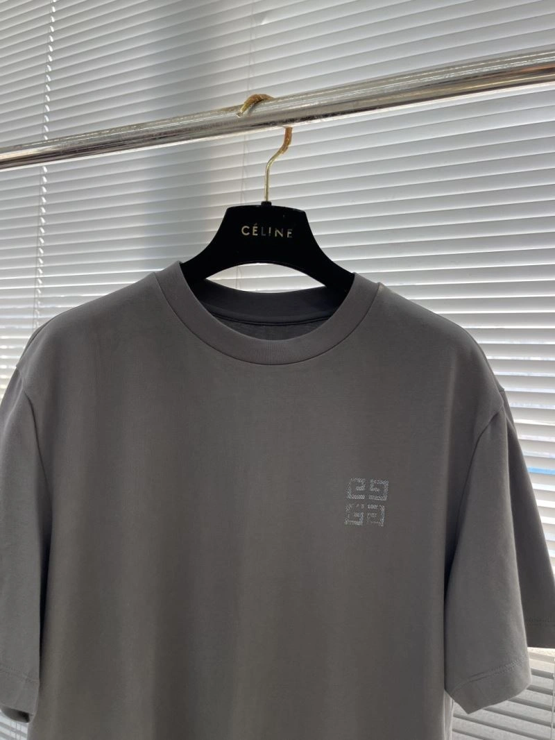 Bargain Givenchy T-Shirts