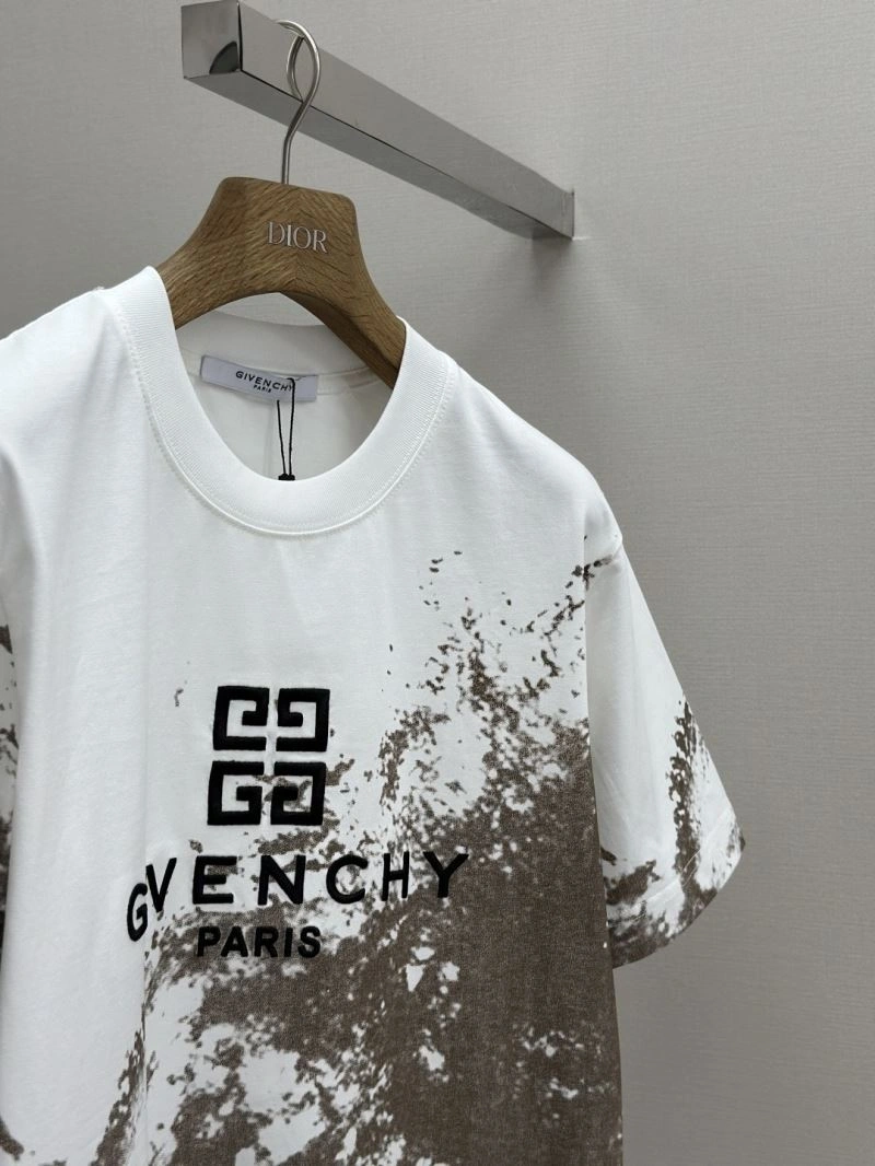 Indistinguishable Givenchy T-Shirts