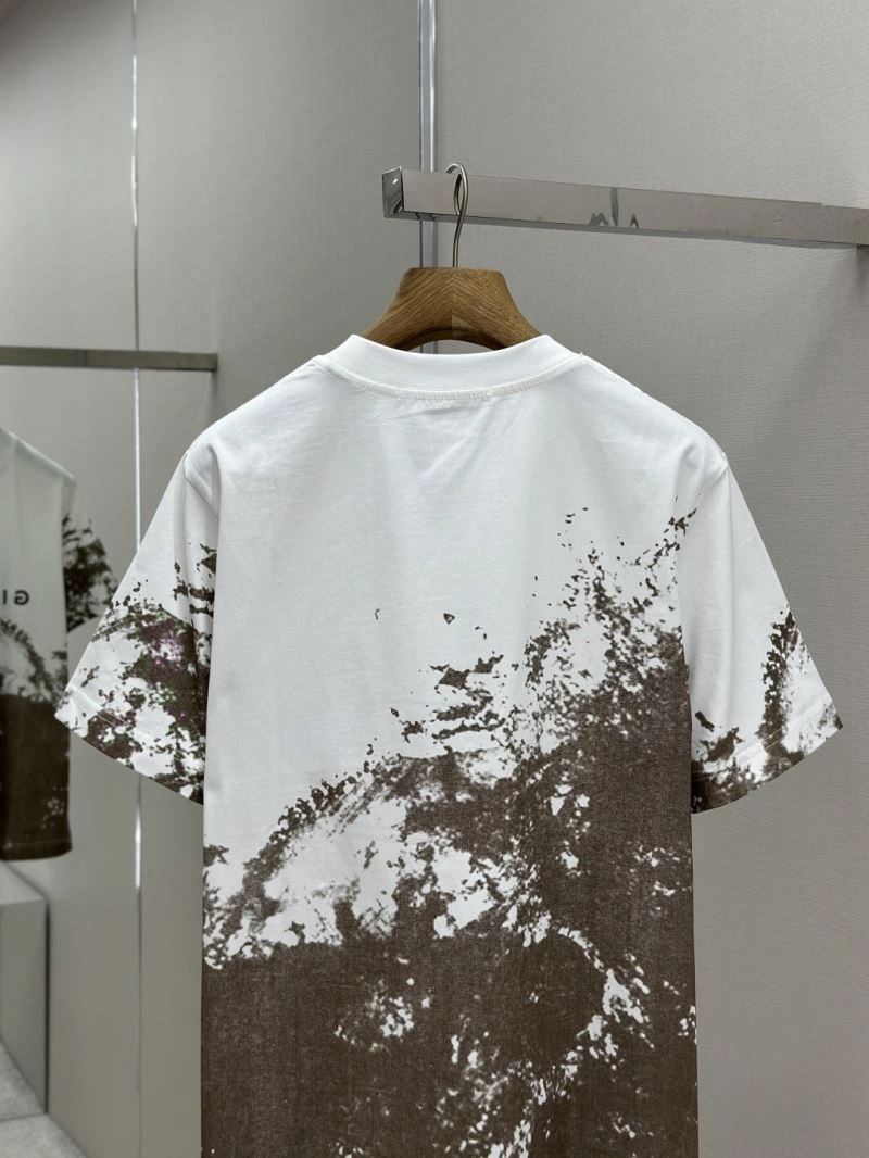 Indistinguishable Givenchy T-Shirts