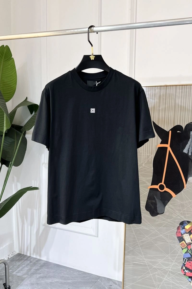 High accuracy Givenchy T-Shirts