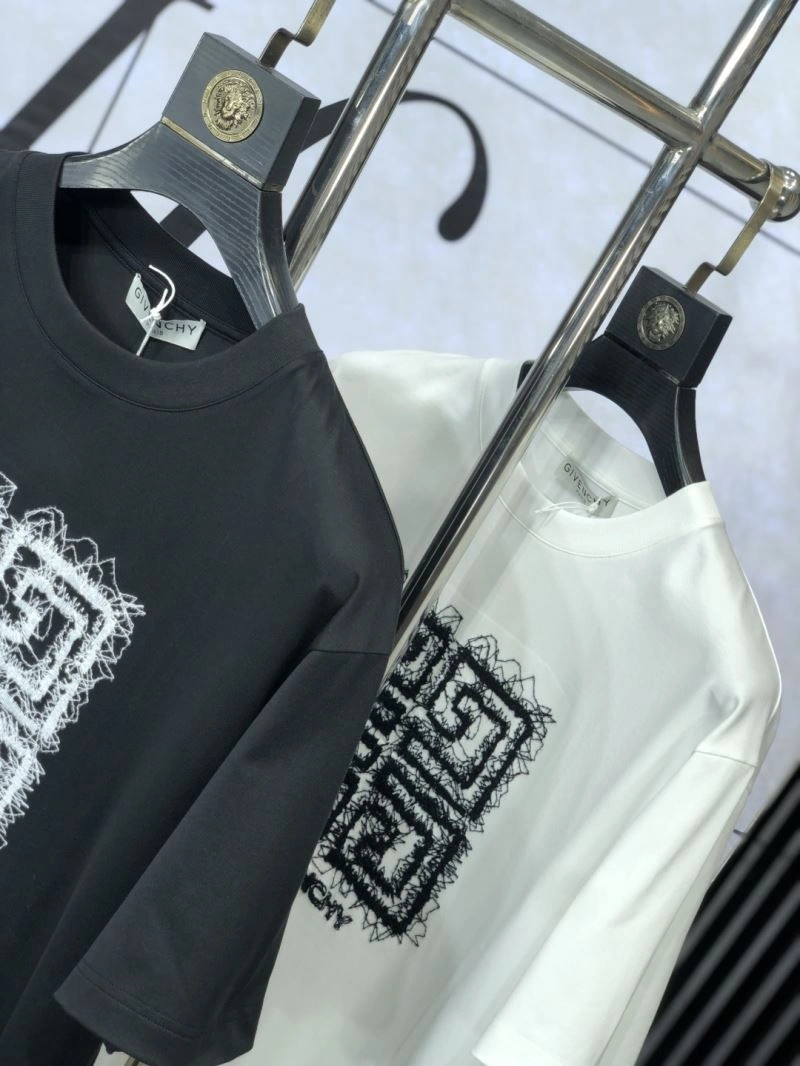 High fidelity Givenchy T-Shirts