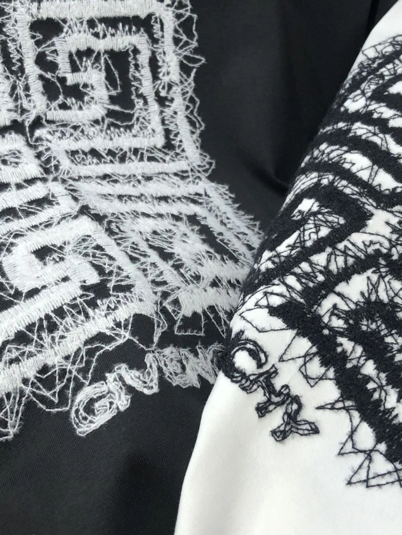 High fidelity Givenchy T-Shirts