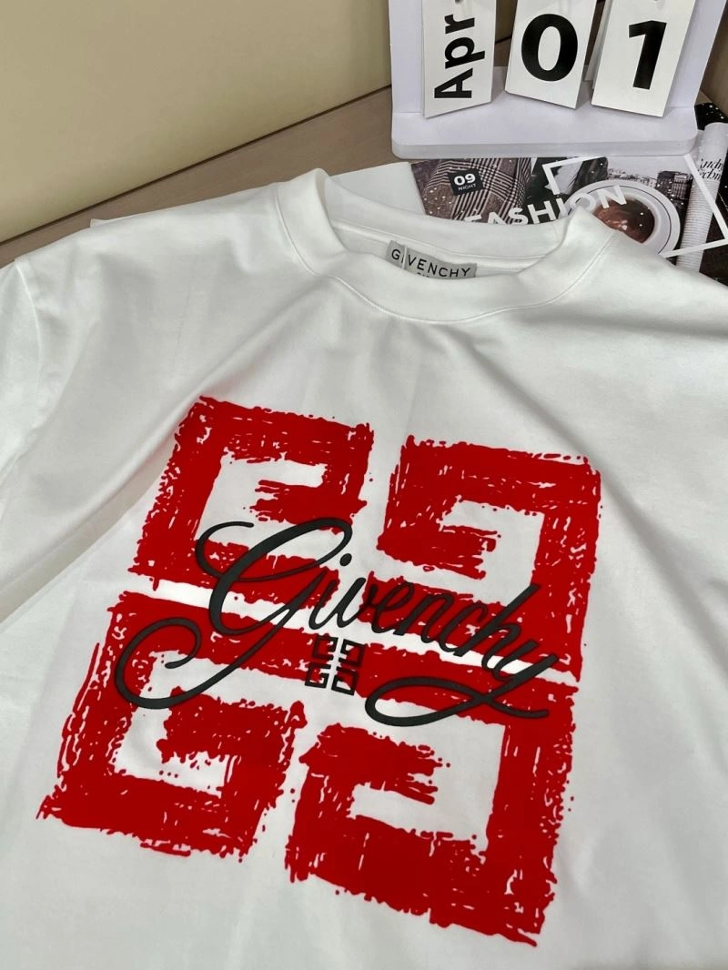 High accuracy Givenchy T-Shirts