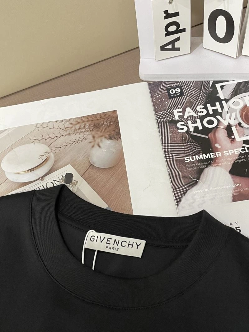 High accuracy Givenchy T-Shirts