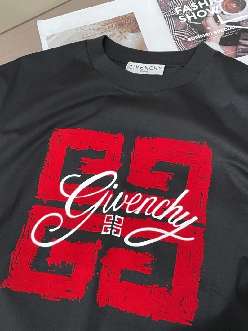 High accuracy Givenchy T-Shirts