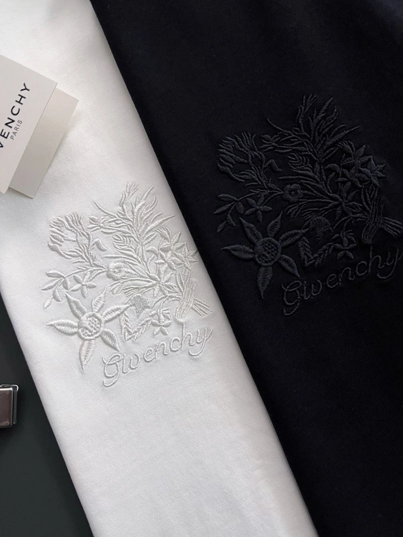 Original Givenchy T-Shirts