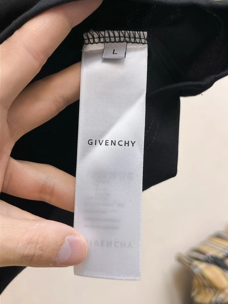 Top mirror Givenchy T-Shirts
