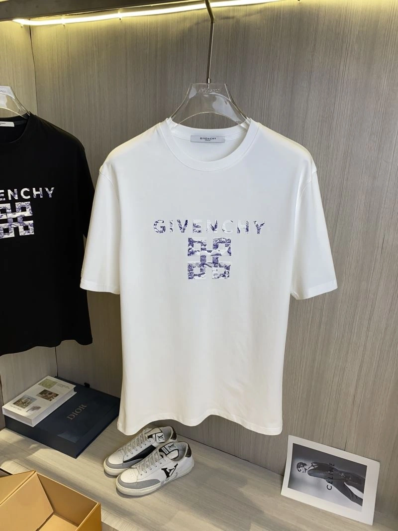 Inexpensive Givenchy T-Shirts