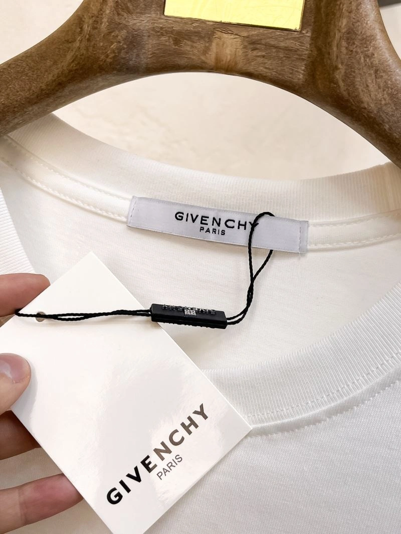 High accuracy Givenchy T-Shirts