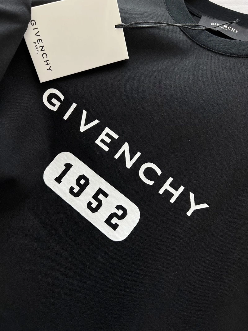 1:1 copy Givenchy T-Shirts