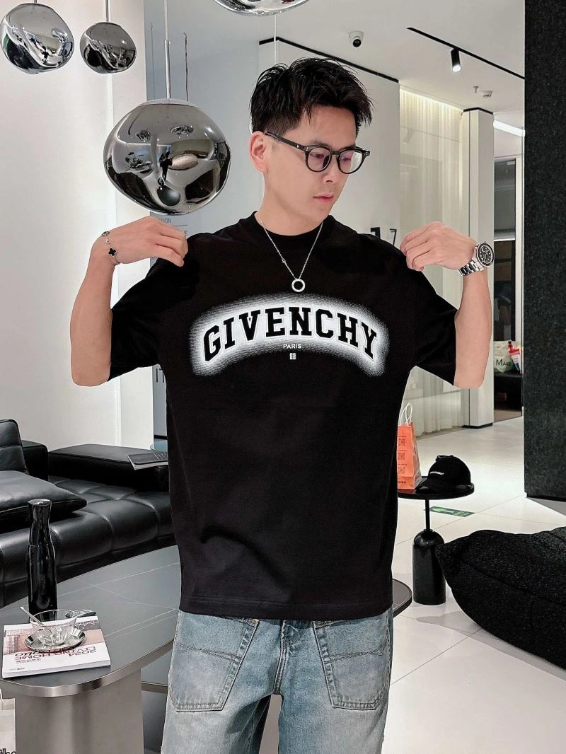 Givenchy T-Shirts