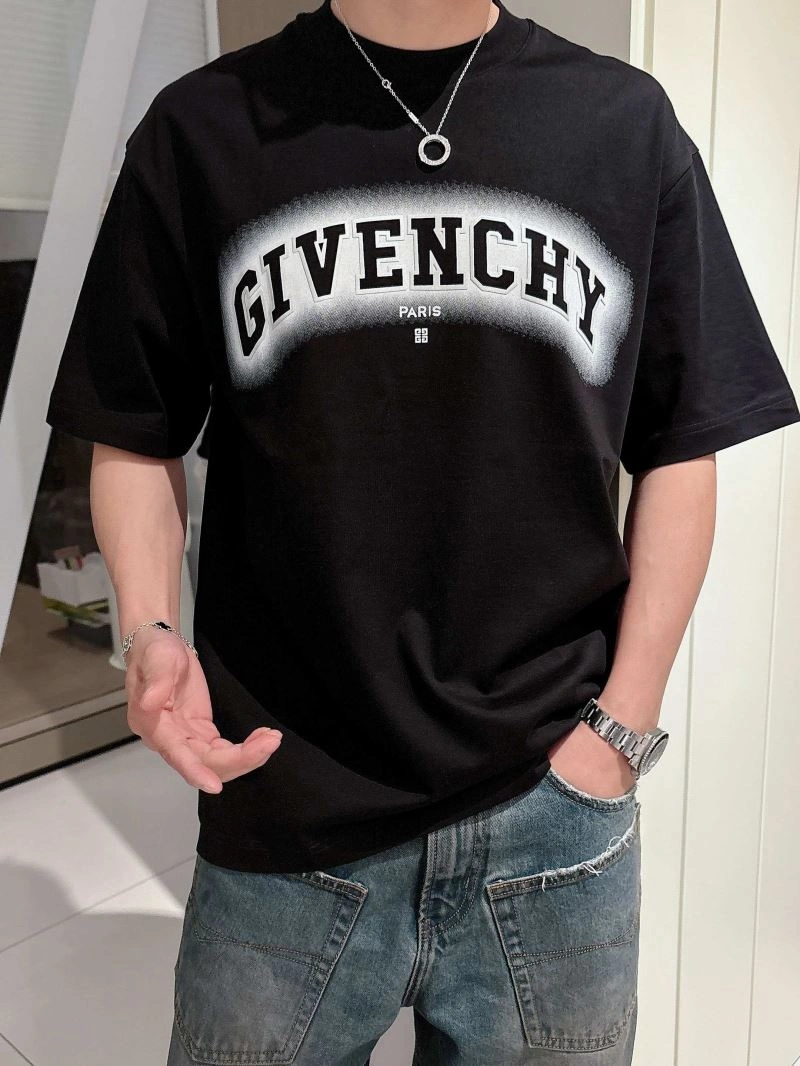 Discounted Givenchy T-Shirts