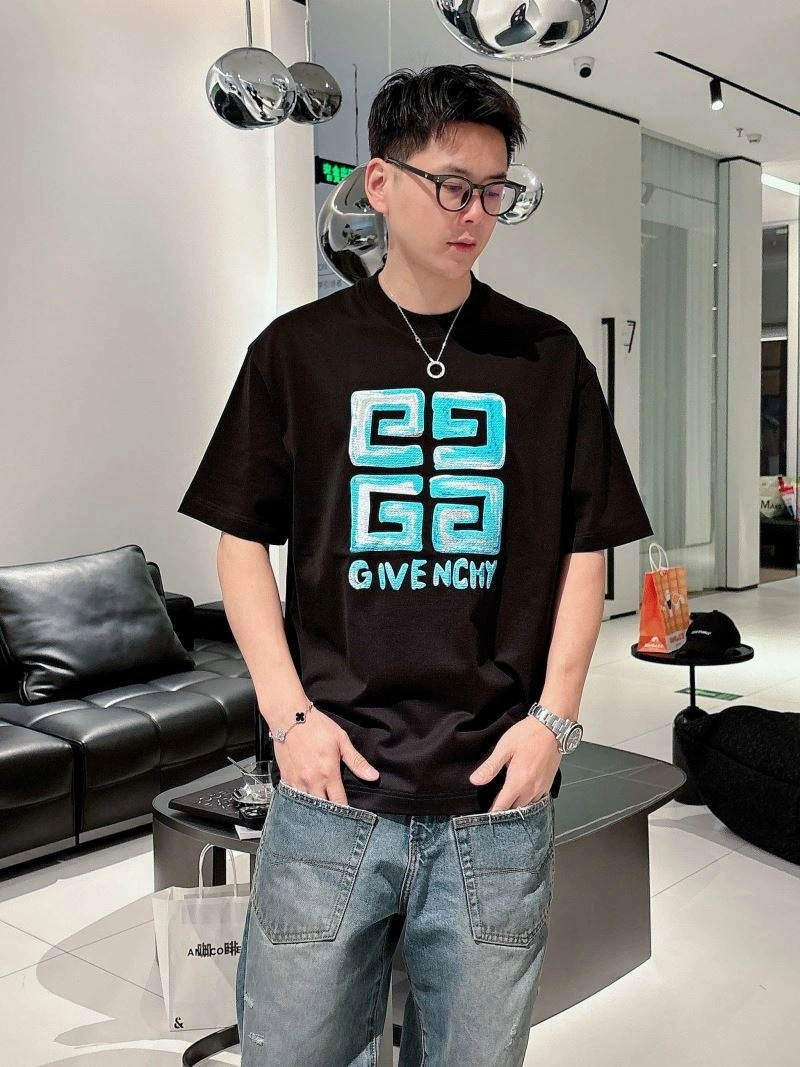 Givenchy T-Shirts