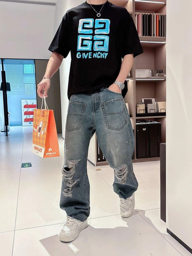 Inexpensive Givenchy T-Shirts